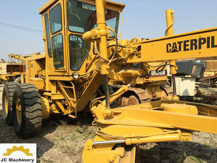 niveleuse utilisée modèle de CAT 14 de Caterpillar de niveleuses du ...